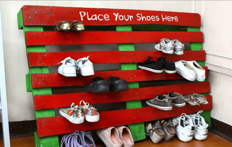 DIY Rak Kasut Sampai Jadi Mengarut! Bukan Calang-Calang Designnya