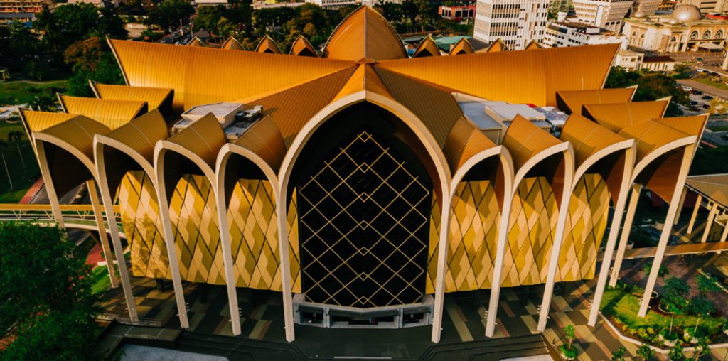 Dari Semenanjung Malaysia, Mari Kita Lihat Pula Bangunan Ikonik Di ...