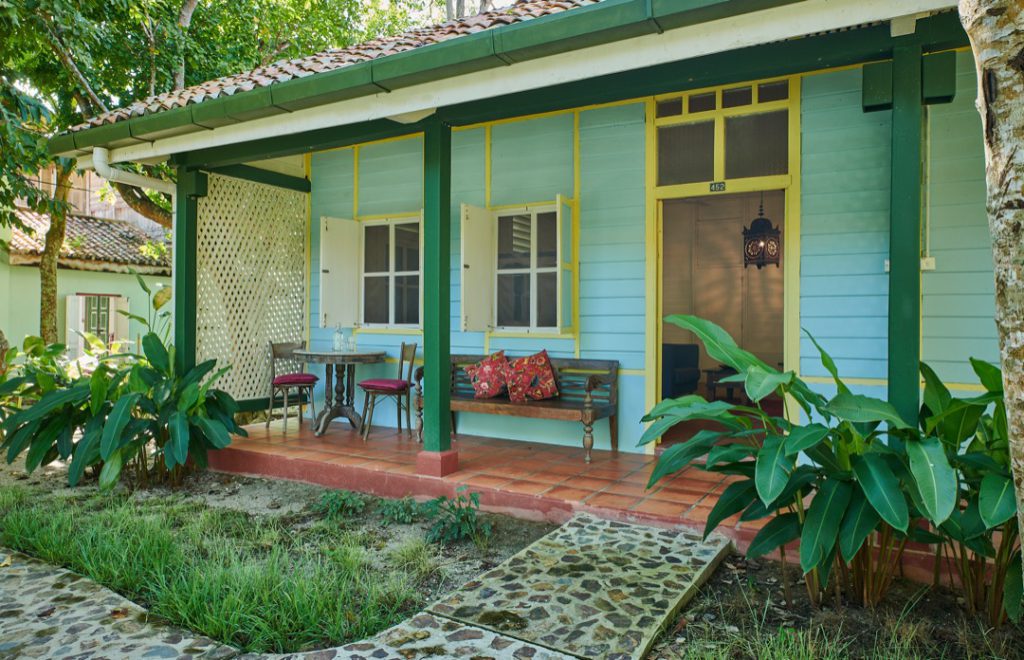 Buat Pasu Gantung Comel Dari Botol pLastik Terpakai, Comel Dan Jimat ...