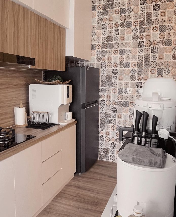 Guna Perabot Basic Untuk Dapur Sempit, Tapi Ini Hasilnya - IMPIANA