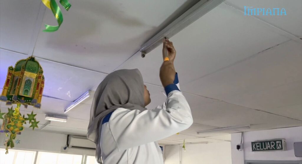 Cara Paling Mudah Untuk Tukar Lampu Kalimantang Ke LED - Impiana