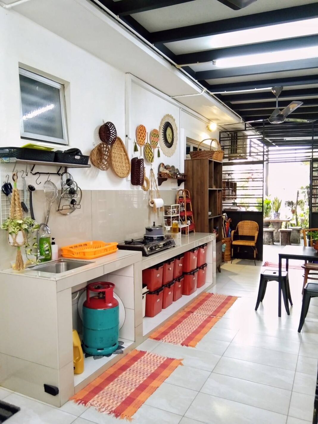 Dapur Basah Di Luar Rumah, Teringat Zaman Dulu-dulu Masa Di Kampung