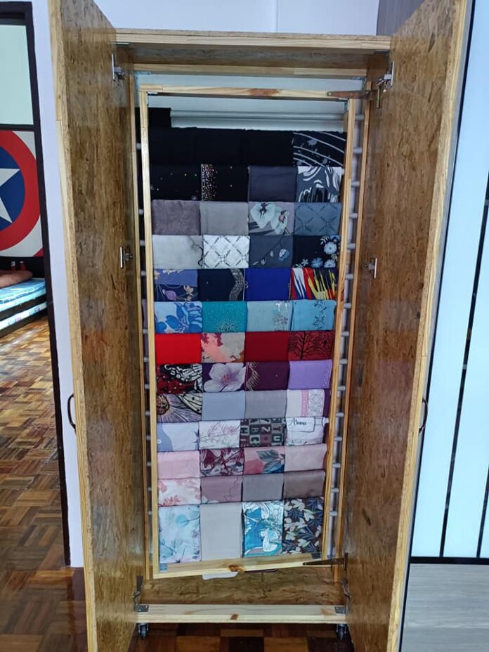 DIY Almari Tudung, Koleksi Tudung Cantik Tersusun Kemas!
