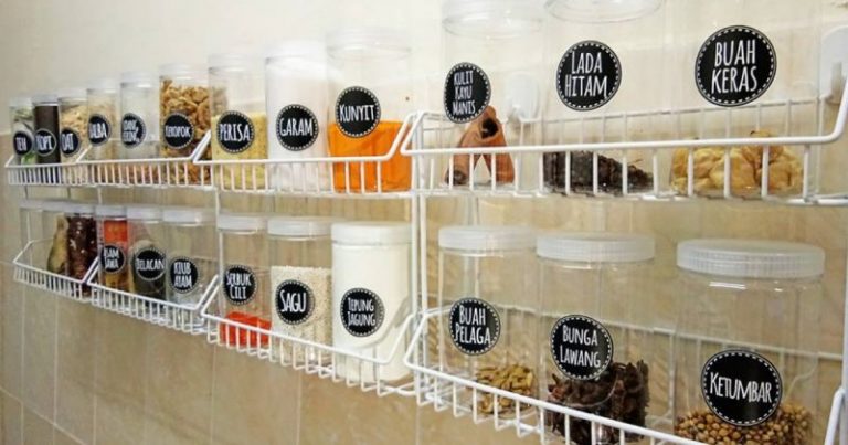 Wanita Ini Tunjuk DIY Rak Baju Dari Bakul Bajet - IMPIANA